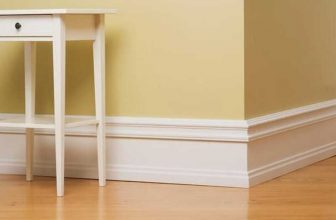 Prix de pose des plinthes | Coût moyen & Tarif pose | Guide