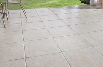 Comment bien choisir le carrelage d'une terrasse ? | Conseils & avis
