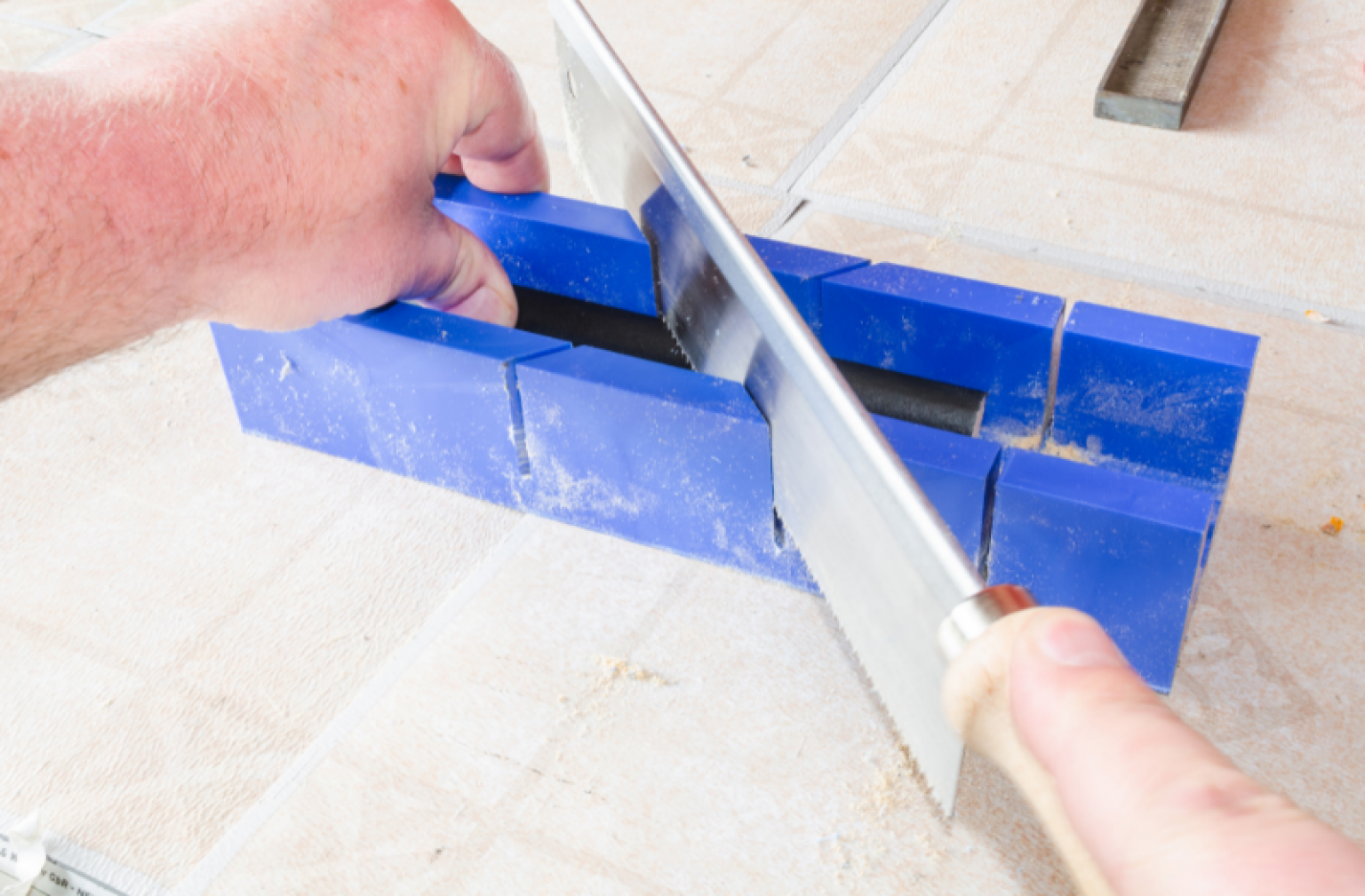 Meilleure scie à onglet manuelle - Guide