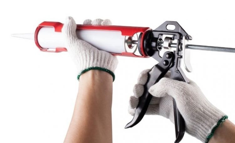 Comment Utiliser Un Pistolet à Silicone