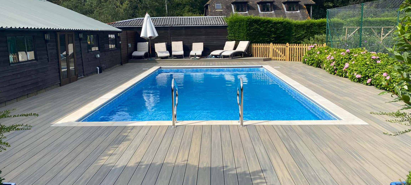 Terrasse piscine : 5 idées pour assurer son aménagement