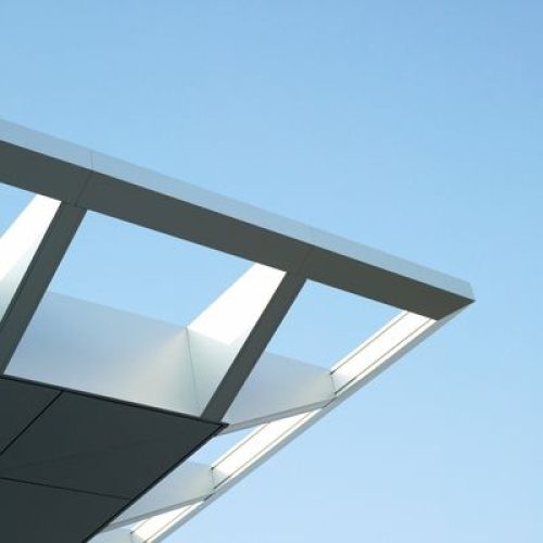 Avancée de toit : fonctions, prix et pose