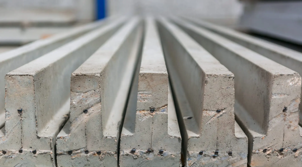 Poutrelle beton : étapes de fabrication, types et pose