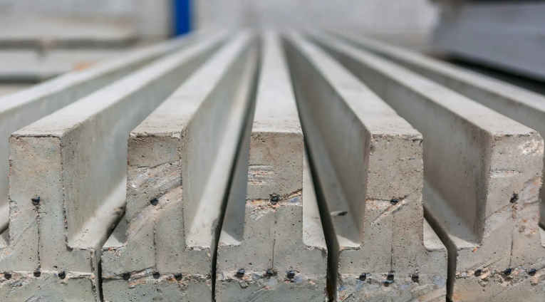 Poutrelle beton : étapes de fabrication, types et pose