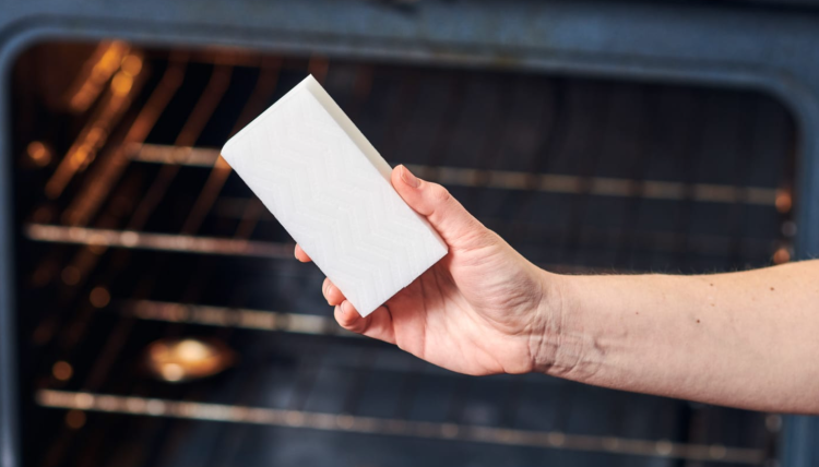 Eponge magique : découvrez là pour un nettoyage parfait